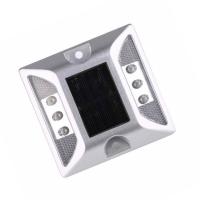 China Solar LED Road Studs White Aluminum Pavement Marker 6 LED IP68 20T Load Capacity for sale