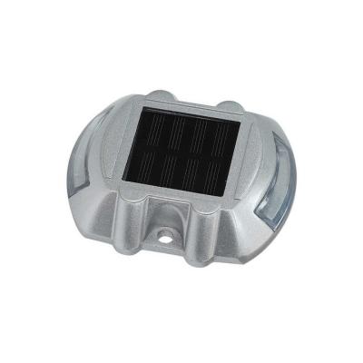 China IP68 Solar LED Road Studs 110x95x23mm Aluminium Alloy Flashing Light for Highway Runway for sale