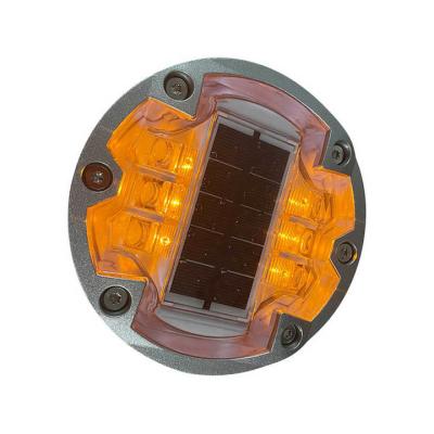 China IL300 Solar Road Stud 57Tons IP68 Aluminum Embedded Road Reflector Light 143mm for sale