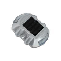 China Solar LED Road Stud Aluminum 110x95x23mm 20T Load Capacity Embedded Horse Foot Shape for sale