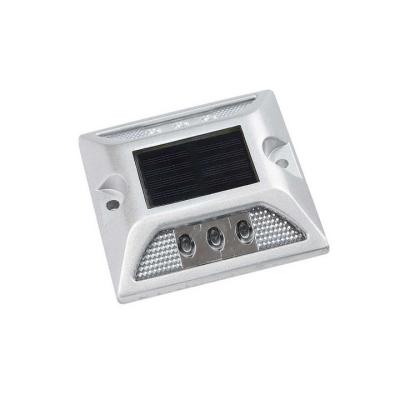 China Aluminium Solar Powered Cat Eyes Road Studs 20T Load Capacity IP68 Pavement Markers for sale