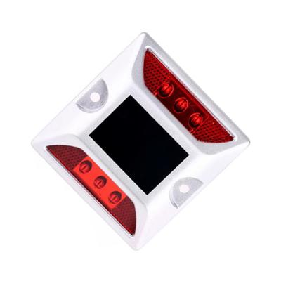 China IP68 Solar LED Road Stud Flashing Aluminum Cat Eye Pavement Light 20T Load 1000m Visibility for sale
