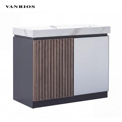 China IP67 Outdoor Kitchen Cabinet With Hand Brushed Wood Look Aluminum Doors And Soft Close Drawers for sale