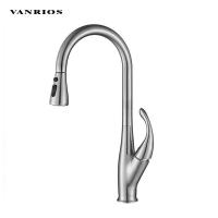 China 360 Swivel Rotation Outdoor Kitchen Faucet with Extendable Spray Nozzle for sale