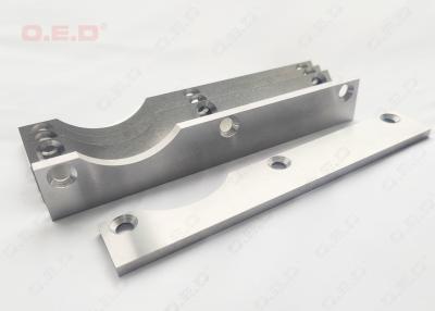 China R102 YL10.2 Tungsten Carbide Wear Plate With M8 Bolt Holes Length 197mm for sale