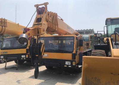 China XCMG QY50K Second Hand Crane , Yellow Lift Up 50 Ton Mobile Crane Used for sale