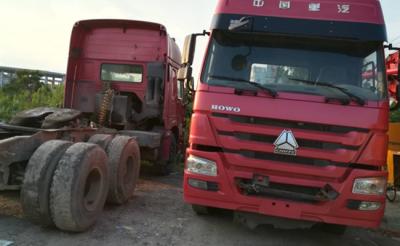 China Diesel Engine Used Tractor Trucks , Howo Tractor Truck6840x2496x3850mm for sale