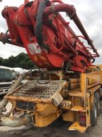 China Energy Saving Yellow Color Used Concrete Pump 48m 52m 2016 Year High Performance for sale