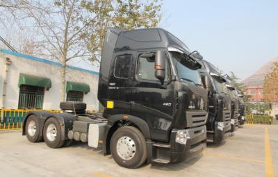China Black Color Used Tractor Trucks HOWO 6 X 4 Truck Tractor 420 Hp Manual Transmission for sale