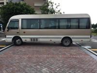 China 7 meter Long White and Brown  color Used TOYOTA coaster bus  Tyre 7.50R16 6 Cylinder for sale