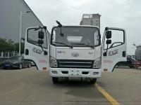 China 150 - 250hp Used Tanker Truck 5 - 15L Capacity Petrol Carrier 4 * 2 All Wheel Drive for sale
