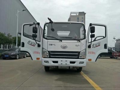 China 150 - 250hp Used Tanker Truck 5 - 15L Capacity Petrol Carrier 4 * 2 All Wheel Drive for sale