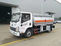 China 150 - 250hp Used Tanker Truck 5 - 15L Capacity Petrol Carrier 4 * 2 All Wheel Drive for sale