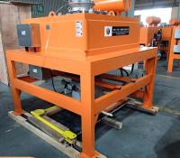 China Dry Self Unloading Electromagnetic Iron Remover For Removing Iron From Conveyor Belt for sale