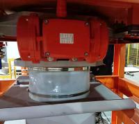 China Self Unloading Electromagnetic Iron Remover  For Stone Factories Wood Processing Plants Coal Washing Plant for sale