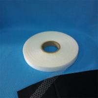 China Lightweight Adhesive Copolyester Fusible Bonding Web And Stabilizer for sale