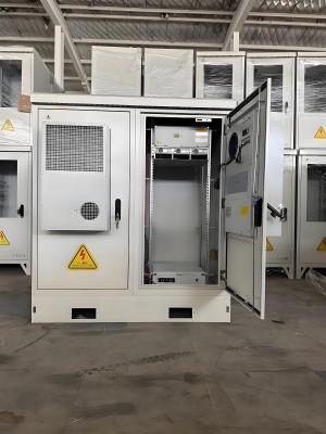 China 60KA Outdoor Battery Cabinet IP55 Protection 1300-2100mm Sizes for Communication Base Station for sale