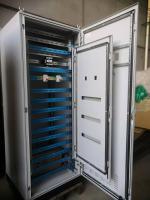 China Outdoor Weatherproof Communication Cabinet IP55/IP65 1300-2100mm with 1601-2400W UPS Load Capacity for sale