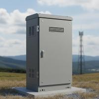 China Outdoor Communications Cabinet IP55 IP65 with 1601-2400W UPS and 800x800x1800mm Dimensions for sale