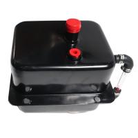 China 1311-00778 Truck Expansion Tank 4.5 Liters Front Mounted Centered And Lower Position for sale