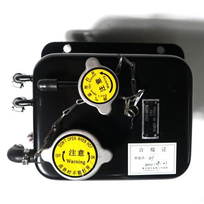 China 1311-00778 Truck Expansion Tank 4.5 Liters Front Mounted Centered And Lower Position for sale