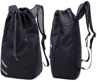 China Customized Polyester Sport Ball Backpack Waterproof Drawstring Mesh 55x31x19cm for sale