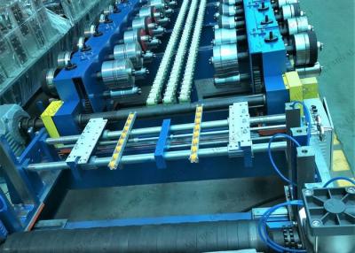 China 8m/min 300kw Automatic Color Steel Roof Panel Machine for PU PIR Sandwich Panel for sale