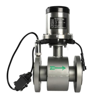 China DN50-DN300 Electromagnetic Water Flow Meter with Battery Power, 400:1 Range Ratio and Class 2 Accuracy for sale