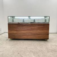 China Merchandiser Cake Display Freezer Countertop Bakery Display Case Refrigerated for sale