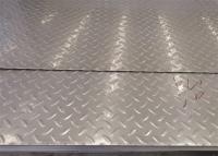 China Silt Edge Stainless Steel Checkered Plate 321 SS Chequered Plate 2000mm 2500mm Long for sale