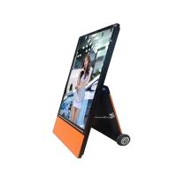 China 32 Inch 2000nit Sunlight Readable Portable LCD Display 1080P IP65 Outdoor Digital Signage for sale