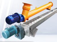 China 5kW Orange Auger Screw Conveyor Powder Conveying Equipment with Hopper for sale