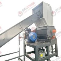 China 45 Kw Motor Power Plastic Shredder Machine with D2/SKD-11 Blades and Frequency-Controlled Hydraulic System for sale