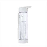 China 750ml BPA Free Fruit Infuser Strainer Plastic Water Bottle With Straw for sale