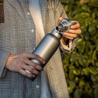 China Double Wall Vacuum Insulated Stainless Steel Water Bottle 1200ml 20oz for Camping Hiking Cycling Sports for sale