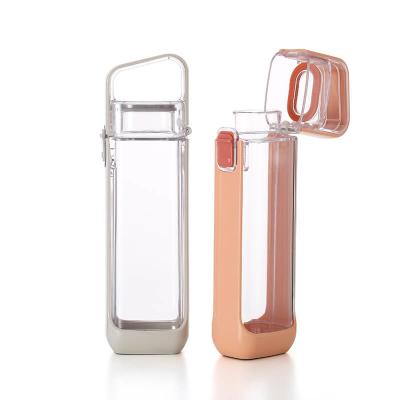China Food Grade Tritan Locked BPA Free Plastic Water Bottles 750ml Reusable Leak Proof for sale