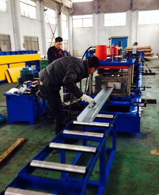China GCr15 CZ Purlin Roll Forming Machine for 2-3mm Thick Steel with 11KW Motor and 0-12m/min Speed for sale