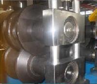 China Galvanized Steel Three-Wave Motorway Guard Rail Roll Forming Machine - 22 kW Power, 20 m/min Speed for sale