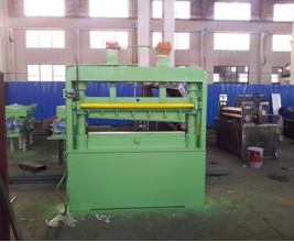 China Simple Galvanized Steel Slitting Line 0.7-3.2mm High Speed Cut to Length Machine 1250mm Width for sale