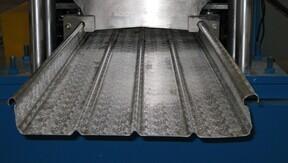 China Standing Beam Roof Panel Roll Forming Machine 4 - 8m / min 16 Stations for sale