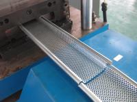 China Metal Shutter Door Slat Roll Forming Machine for sale