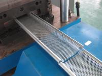 China Metal Industrial Roller Shutter Door Cold Roll Forming Machine 12 Stations 7.5Kw for sale