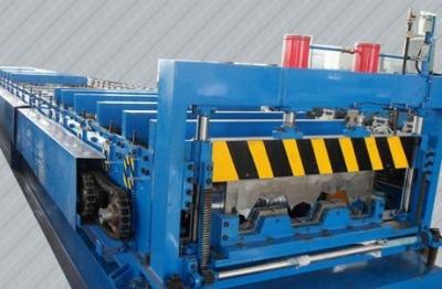 China Material Thickness 0.5--3mm Deck Floor Roll Forming Machine 8 Tons 28 Stations for sale