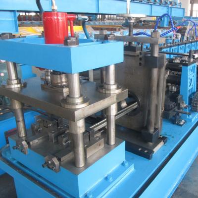 China Galvanized Steel Guide Rail Forming Machine 0.6-2.0mm Thickness 8-12m/min Chain Drive for sale