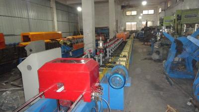 China 77mm Fly Saw Cutting Automatic PU Rolling Shutter Slat Roll Forming Machine 11kw 380V for sale
