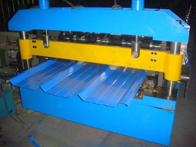China 45# High Grade Steel Roof Panel Roll Forming Machine 7.5KW 12 Months Warranty for sale