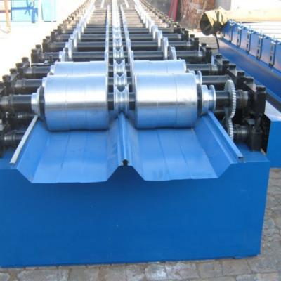 China Aluminum Steel Self Lock Standing Seam Roof Panel Roll Forming Machine 0.4-0.8mm Thickness for sale