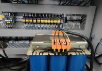 China Adjustable Cable Tray Forming Machine 100-600mm Width 50-200mm Height Hydraulic Punching Cutting for sale