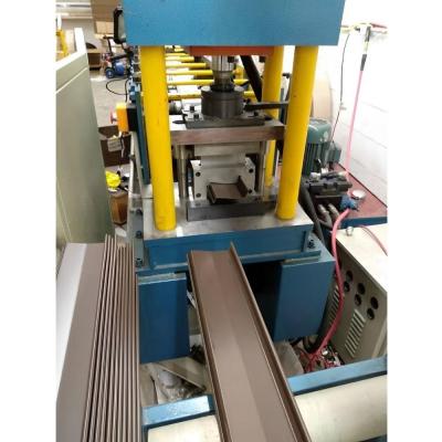 China Aluminum Louver Blade Staves Suspended Ceiling Bar Roll Forming Machine 0.6-1.0mm Thickness for sale