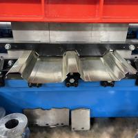 China Boltless Clip Lock Standing Seam Roof Roll Forming Machine 760mm Width 0.35-0.65mm Thickness for sale